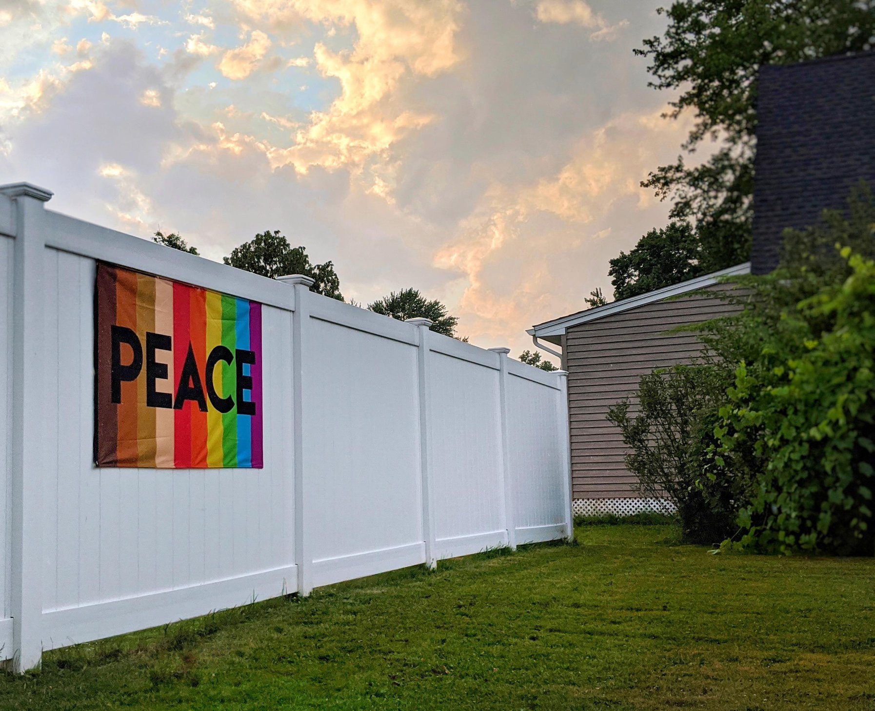 Rainbow Peace Flag Project – Common Street Spiritual Center